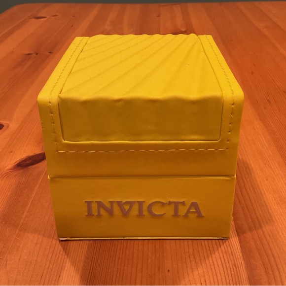 Invicta | Accessories | Invicta Watch Box Yellow Padded With Inserts In ...